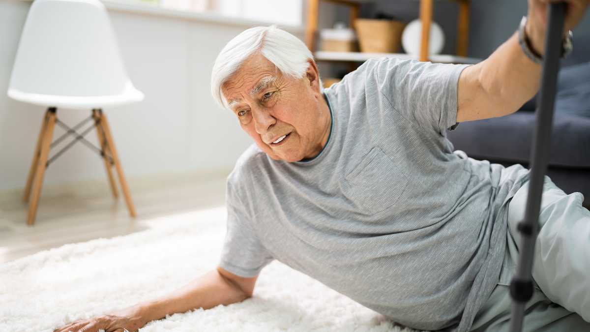 How To Properly Lift Someone Who Has Fallen | Fall Prevention